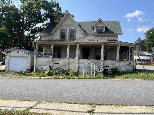 2 Wheeler Ave, Whitehall, NY 12887