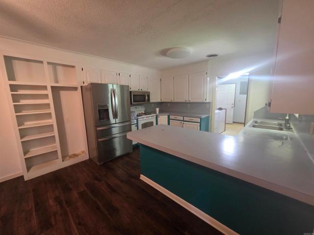 2 White Oak Drive