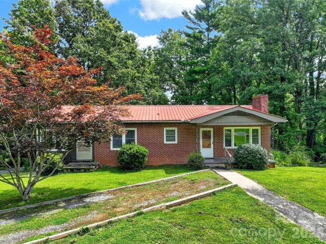 2 White Oak Road
