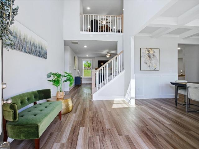 2 Whites Pond Road