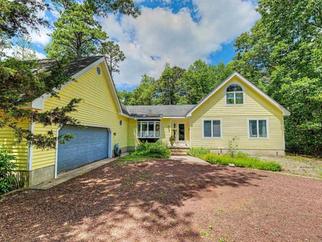 2 Whitewater Ln
