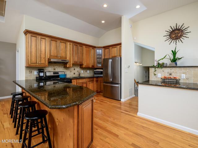 2 Willow Street