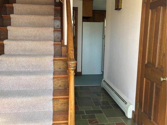 2 Woodcrest Drive