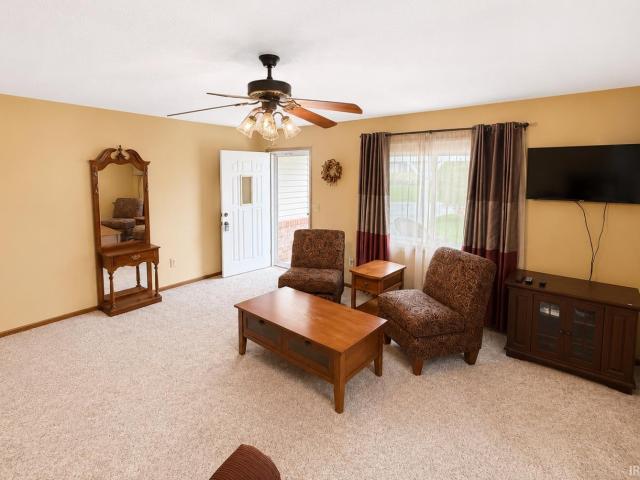 2 Woodmere Drive