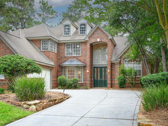 2 Woodmere Pl, Spring, TX 77381 | MLS #13880 | Compass