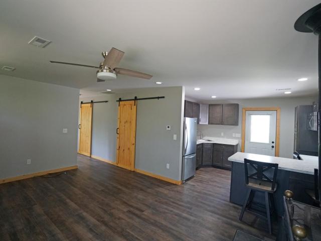 2 Woods Edge Drive