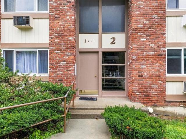 2 Woods End Cir Unit L, Peekskill, NY 10566