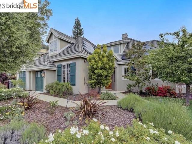 2 Woodside Glen Ct, Oakland, CA 94602