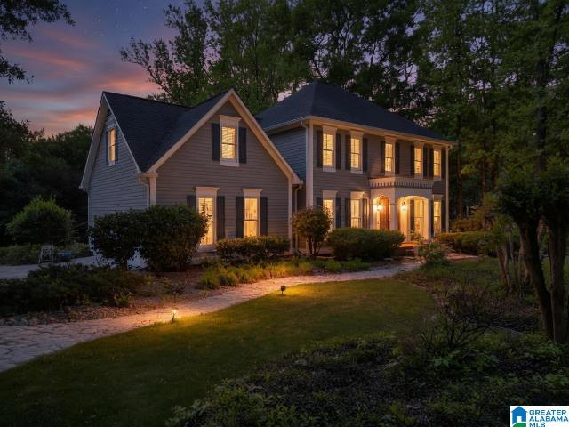2 Woodside Place