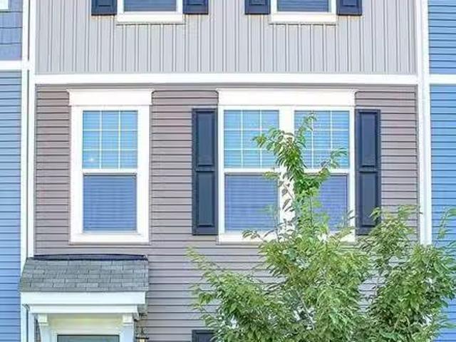 $2,000 2 Bedroom 2.5 Bathroom Townhouse In Ranson, WV With G.