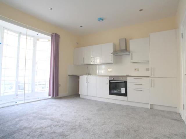 2, 17 Little Preston Street, Brighton BN1, 3 bed maisonette to rent, £2,000 pcm | PrimeLocation
