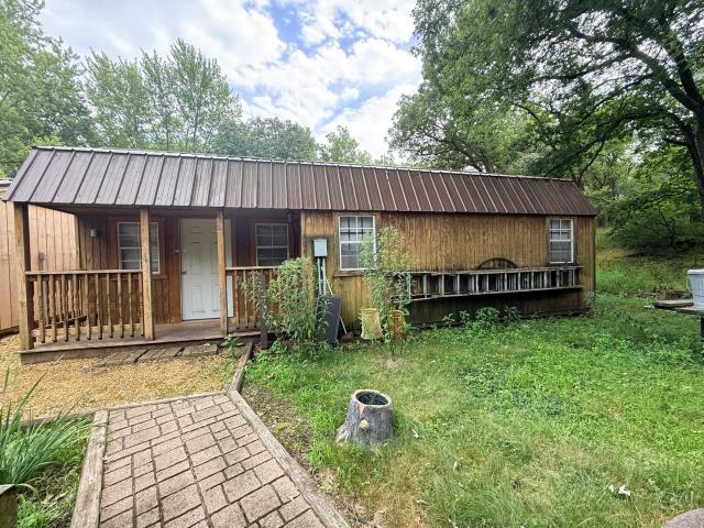 2 17 Woodhaven Lakes