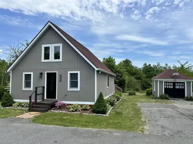 $2,100 2 Bedroom 1 Bathroom Babbling Brook Bungalow Full.