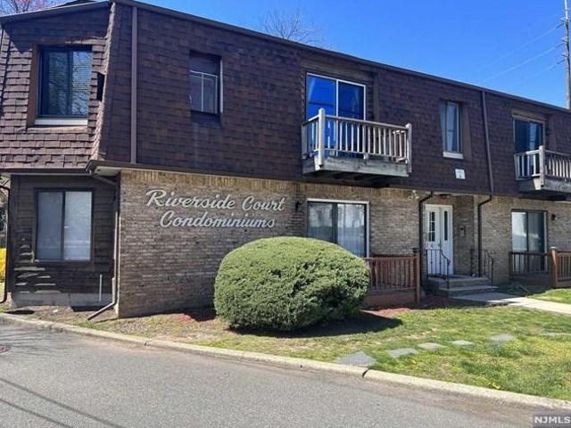 2 10 Montgomery St #2A, Bloomfield, NJ 07003