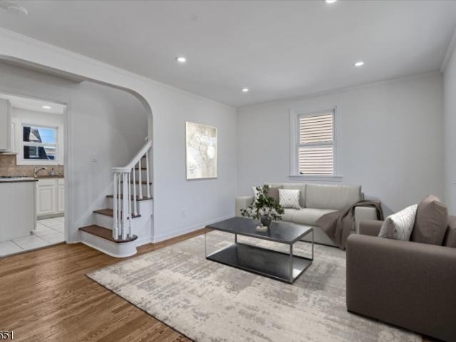2 13 32nd St, Fair Lawn, NJ 07410 | MLS #4026