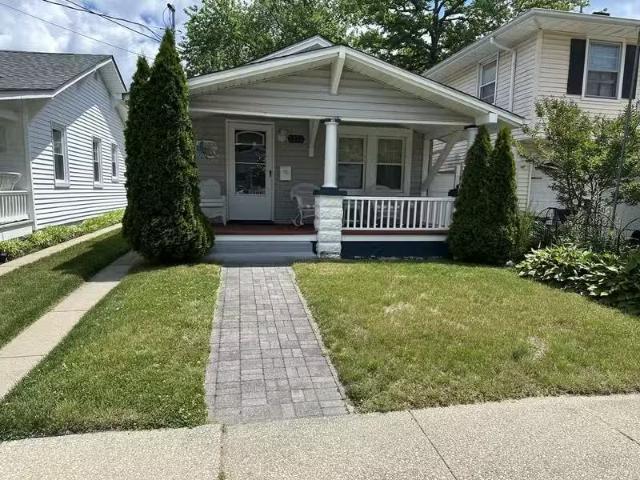 $2,200 Winter Rental 2 Bedroom 1 Bathroom House In Belmar Wi.