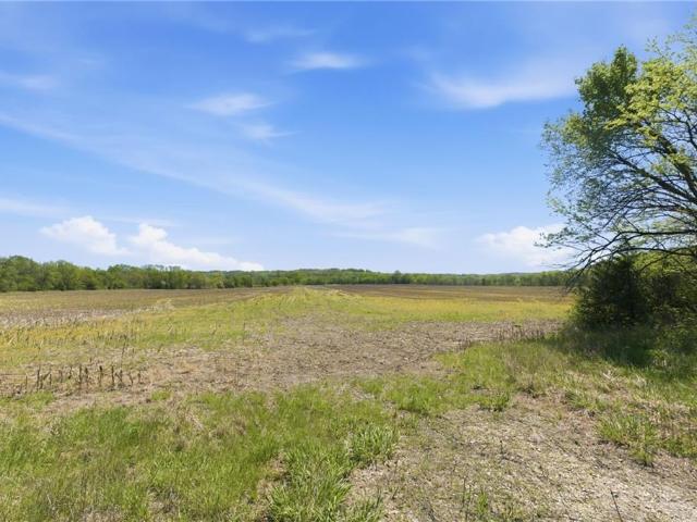 2 231st St, Easton, KS 66020 | MLS #2615