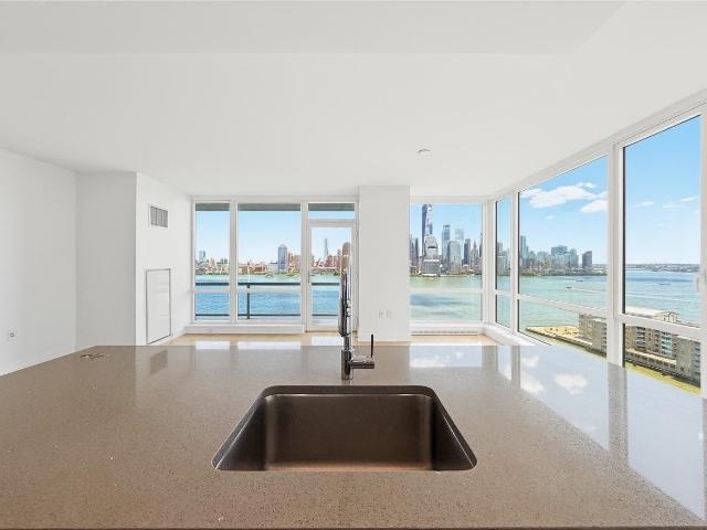 2 2Nd St # 2105