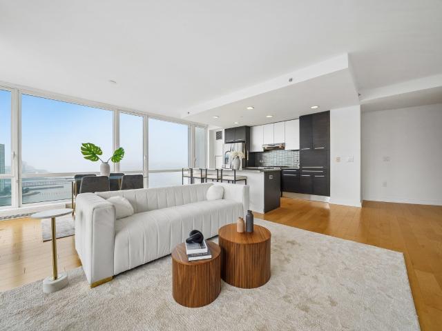 2 2Nd St # 2101