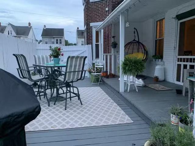 $2,300 3 Bedroom 1 Bathroom House In Bethlehem With Great Am.