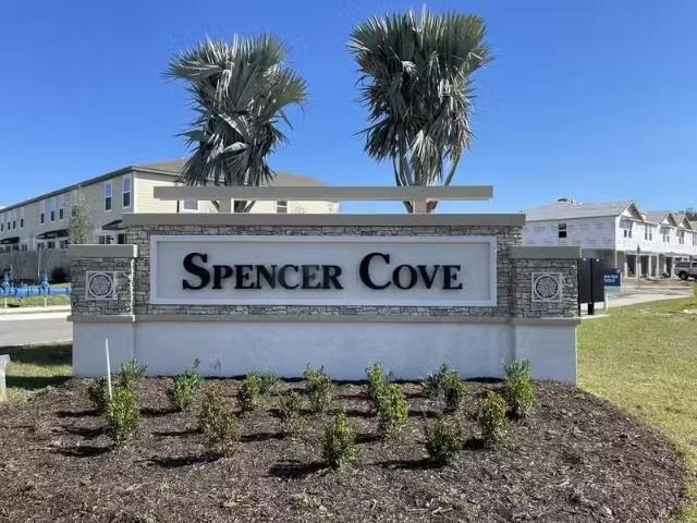$2,300 3 Bedroom 2.5 Bathroom Townhouse In Nokomis With Grea.