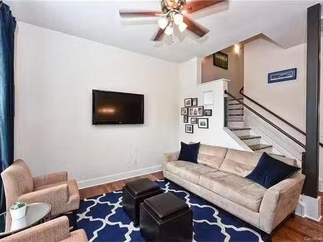 $2,400 2 Bedroom 1.5 Bathroom Townhouse In Charlotte With Gr.