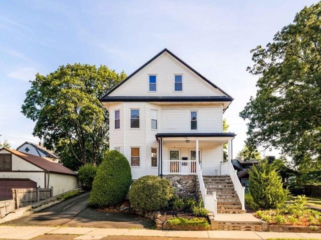 2 4 Peabody Rd, Stoneham, MA 02180
