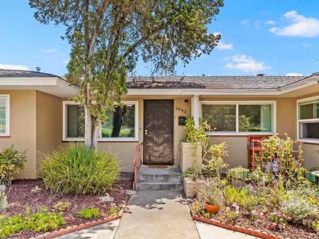 $2,595 Adorable 2 Bedroom 1 Bathroom Apartment in the Heart.