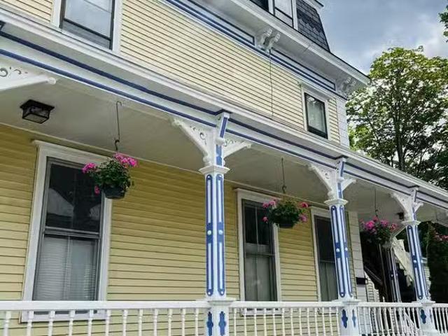 $2,500 4 Bedroom 1.5 Bathroom Apartment In South Berwick Wit.
