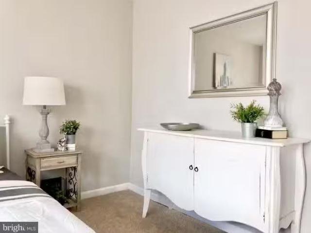 $2,500 4 Bedroom 2.5 Bathroom House In Walnut Hill With Grea.