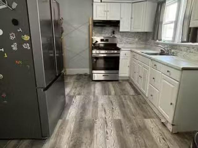 $2,500 3 Bedroom 1 Bathroom House In Bound Brook With Great.