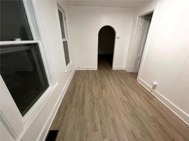 2 6 Reynolds Avenue