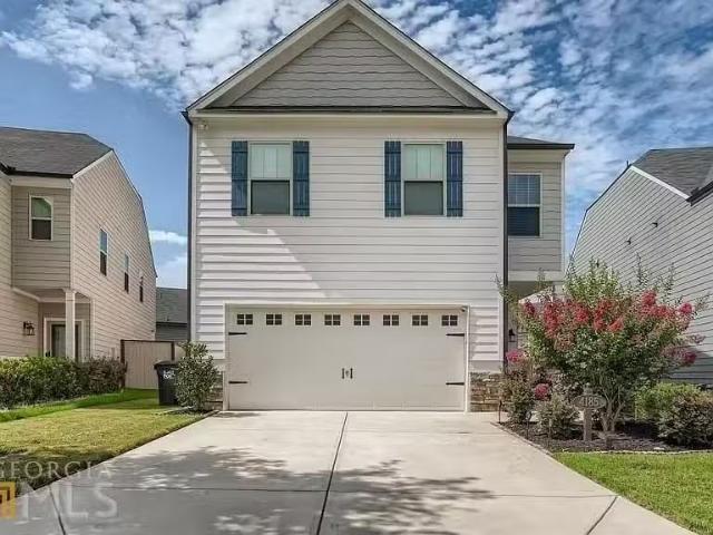 $2,700 3 Bedroom 3 Bathroom House In Atlanta With Great Amen.
