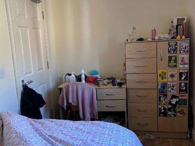 2, 71 Fitzroy Avenue, Belfast, BT7 1HT