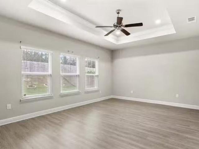 $2,800 Gorgeous 4 Bedroom 3.5 Bathroom House in Upscale Dibe.