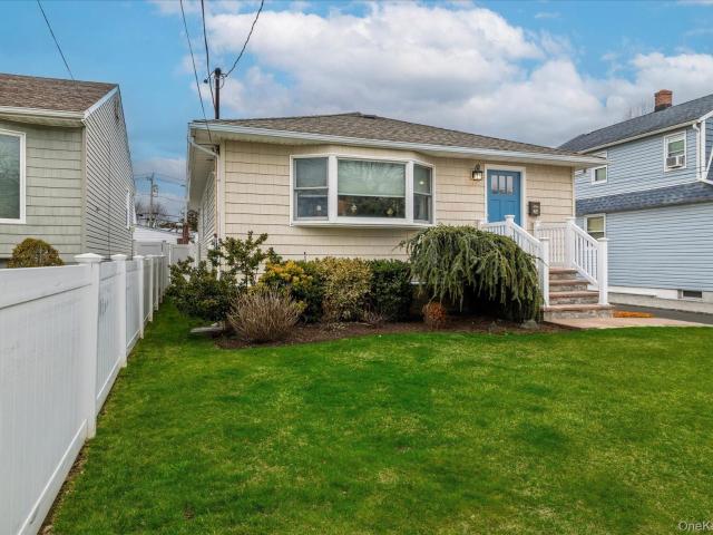 2A Baylis Place