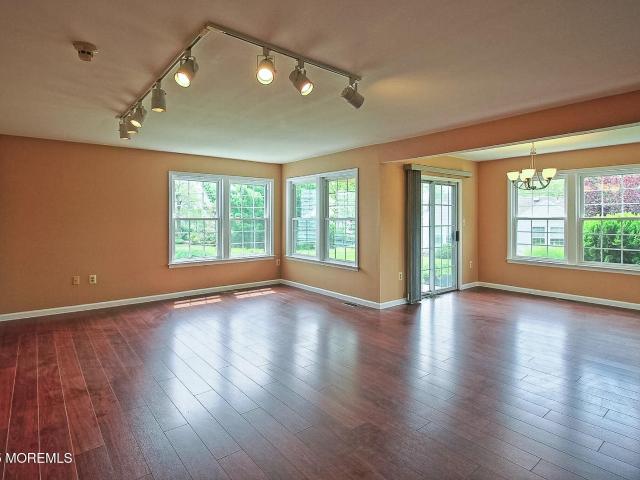2A Bristol Court