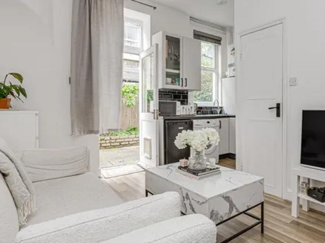 2a Buer Road, London, SW6 4LA, United Kingdom | 1 bed apartment for rent #130044301 | Rentberry