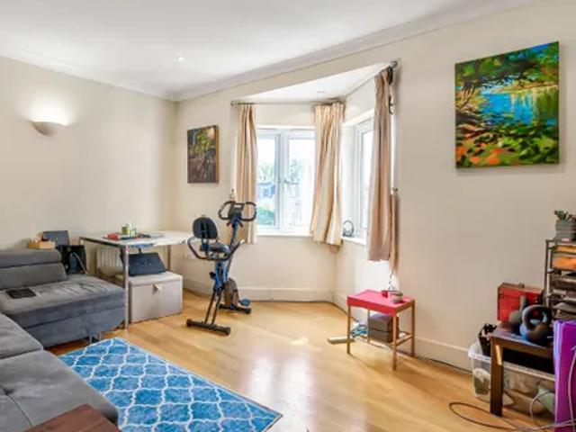 2a Hertford Road, London, N2 9BU, United Kingdom | 2 bed apartment for rent #167861196 | Rentberry