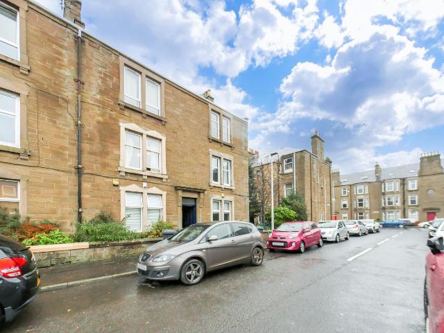2A, Manor Place, Broughty Ferry, Dundee DD5, 1 bed flat to rent, £795 pcm | PrimeLocation