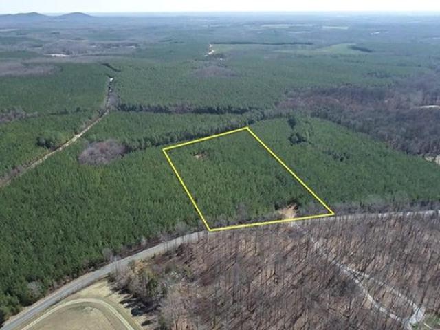 2A Sanders Creek Rd, Dillwyn, VA 23936