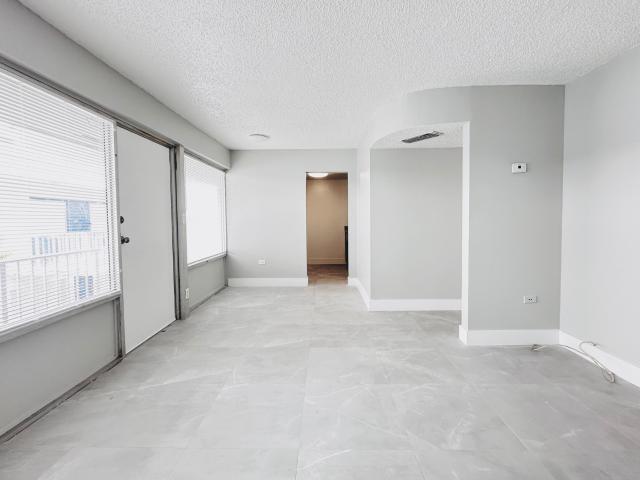 2bd/1bath with Central AC