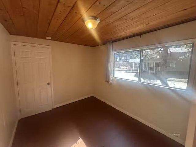 2bd/ 1 Ba Single Level Cabin Apartments in Idyllwild, CA
