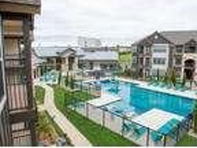 2Bd 2Ba Available $1589 Per Mo