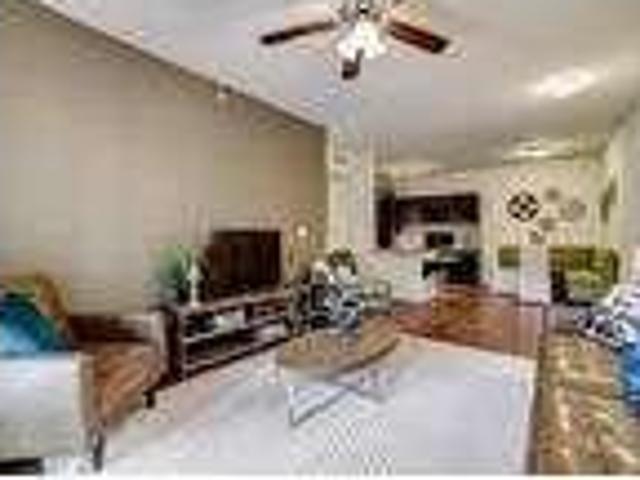 2Bd 2Ba Available Today $1350 Per Mo