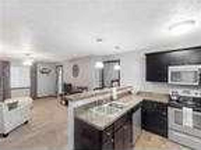 2Bd 2Ba Available Now $1375 Per Month