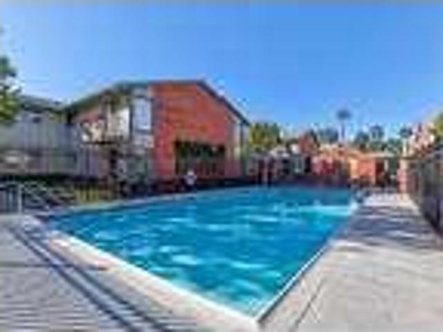 2Bed 1Bath Available $2700 Per Mo