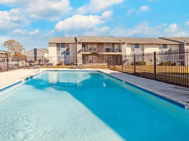 2bed 2bath Call Today