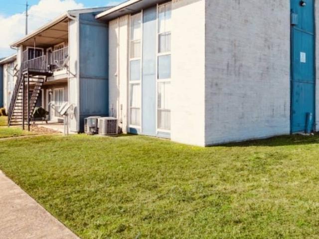 2bed 2bath Call Today