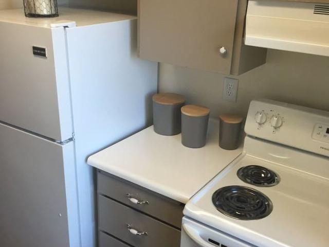 2Bedoom 1Bath 1 Bedroom Apartment for Rent at 12450 Se Powell Ct, Portland, OR 97236 Powellhurst Gilbert
